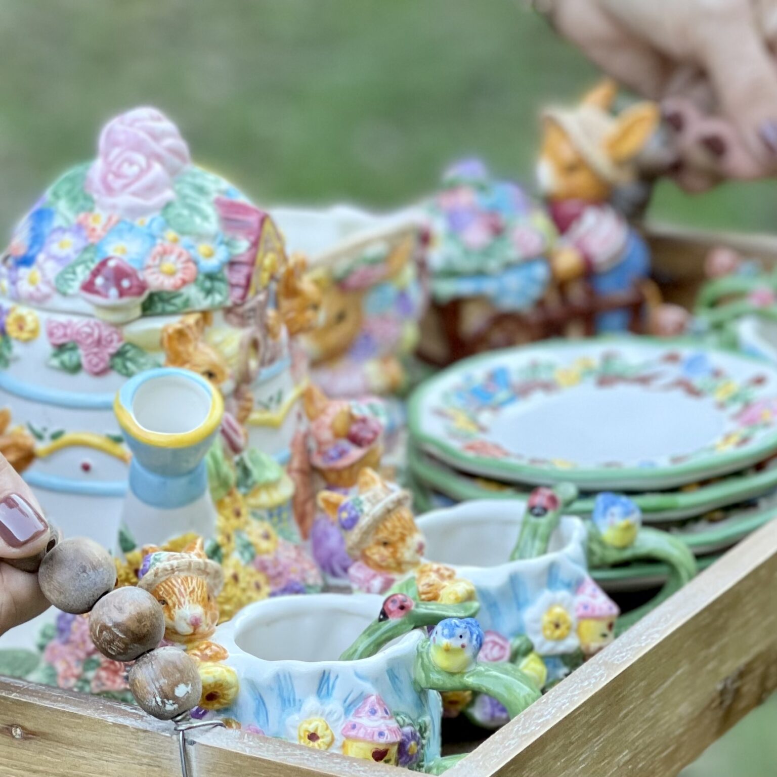 HOW TO CREATE A MAGICAL FAIRY GARDEN TEA PARTY - Feet Under My Table