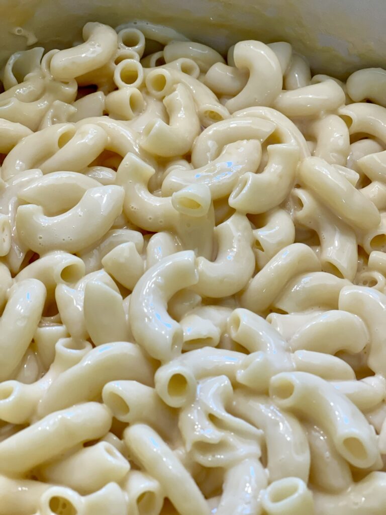 The BEST Crowd Pleasing Mac and Cheese - Feet Under My Table